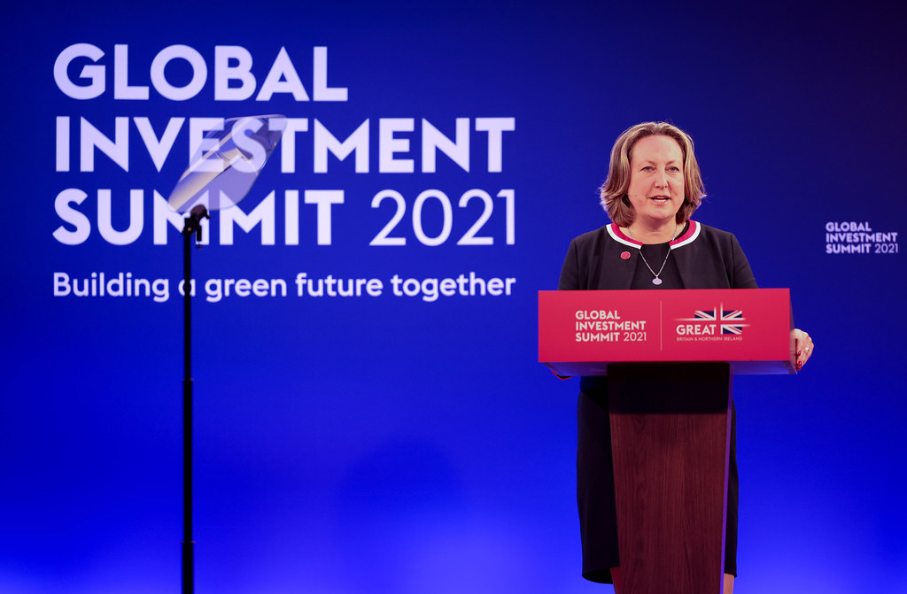 Prime Minister hosts Global Investment Summit at the Science Museum ...